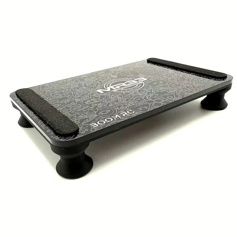 MR33 Signature 1/10 + 1/12 Car Stand